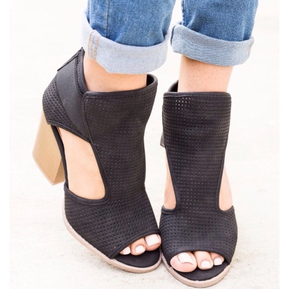 Qupid | Shoes | Black Peep Toe Mesh Side Cut Out Booties Chunky | Poshmark